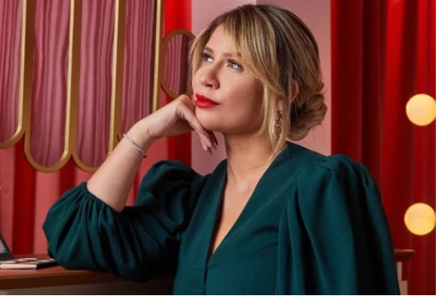 Marília se torna a artista com mais vídeos com 100 mi de visualizações